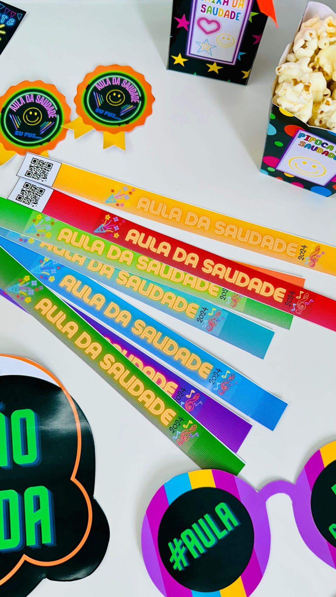 Kit aula da saudade- Neon – Na ponta do lápis