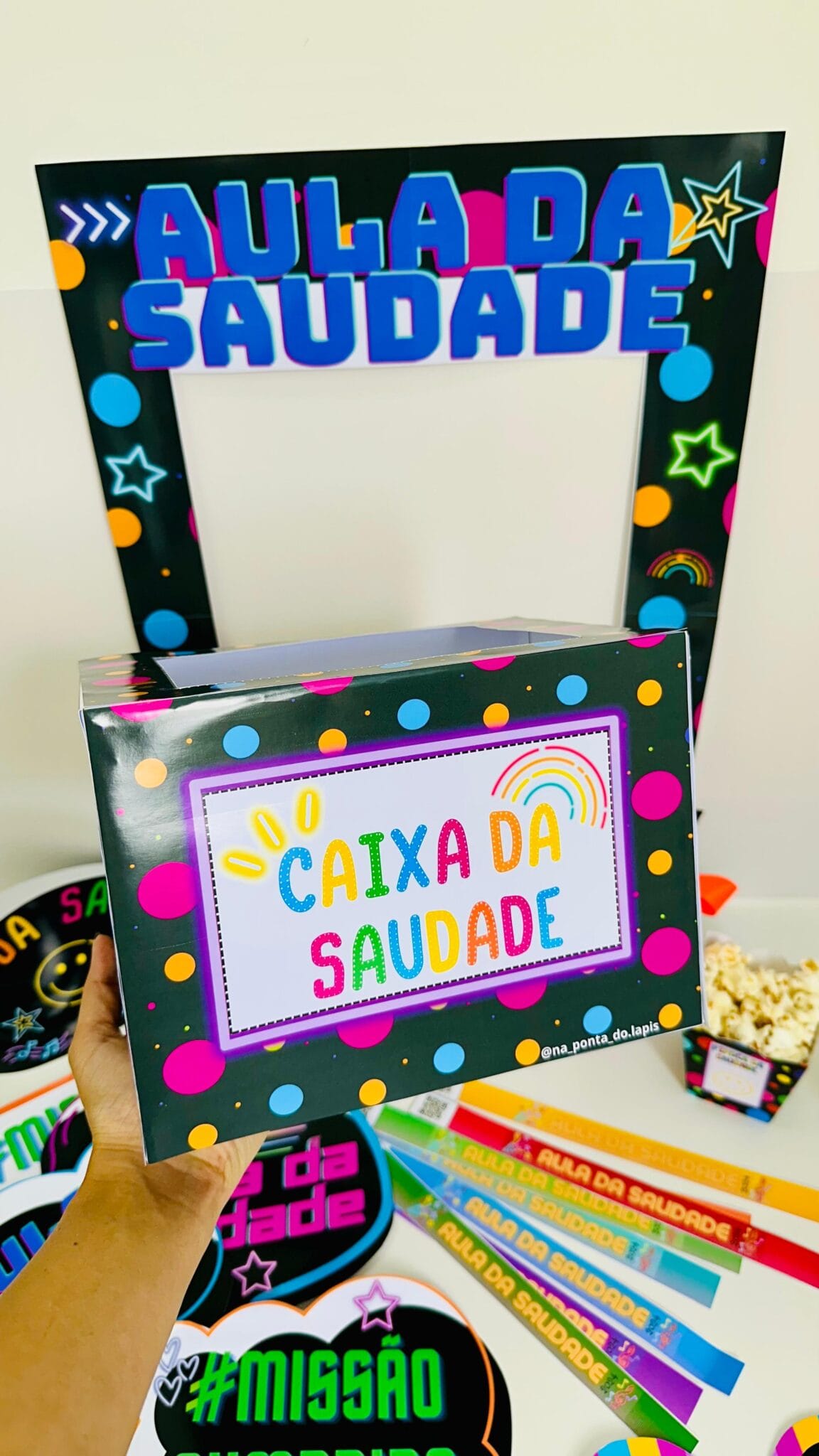 Kit aula da saudade- Neon – Na ponta do lápis